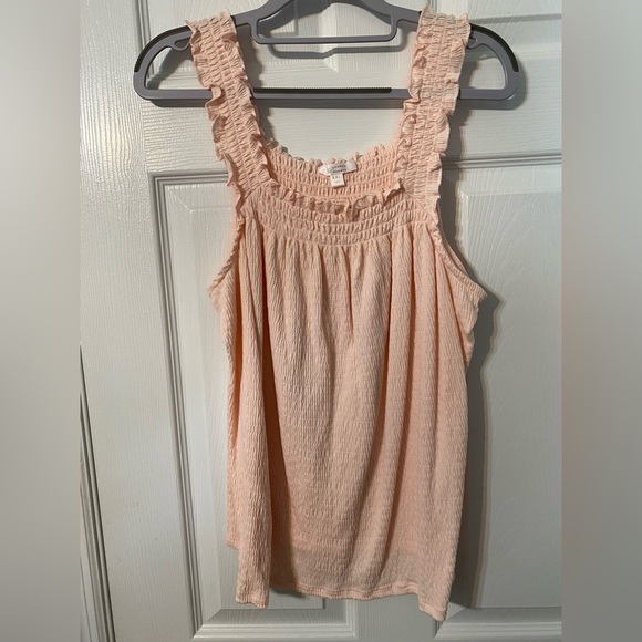 LC Lauren Conrad | Tops | Lc Lauren Conrad Ruffled Peach Tank Top Xxl ...